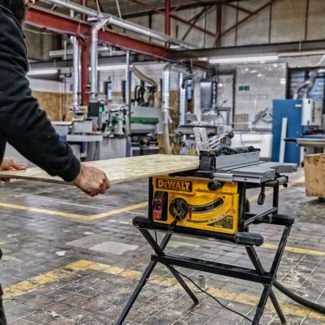 DEWALT DWE7492 Table Saw
